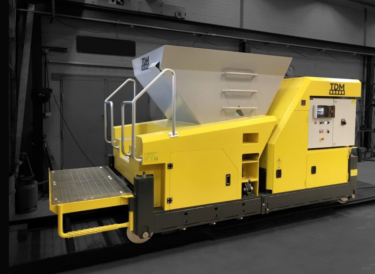 Hollow core slab extruder: Efficient production