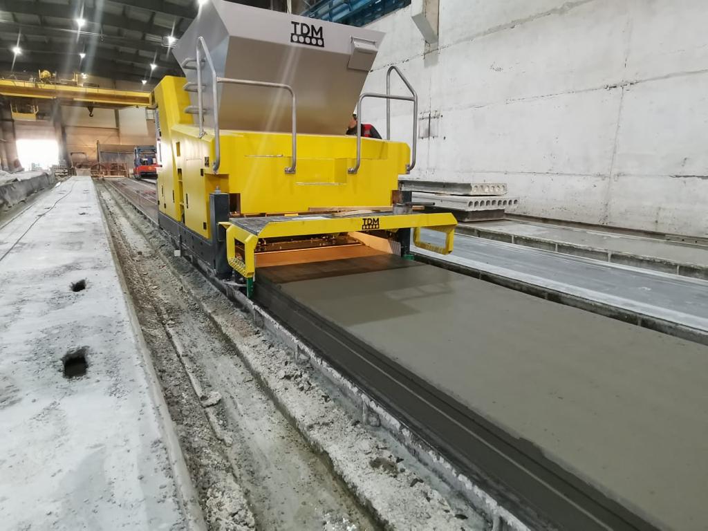 Automated hollow core slab production lines